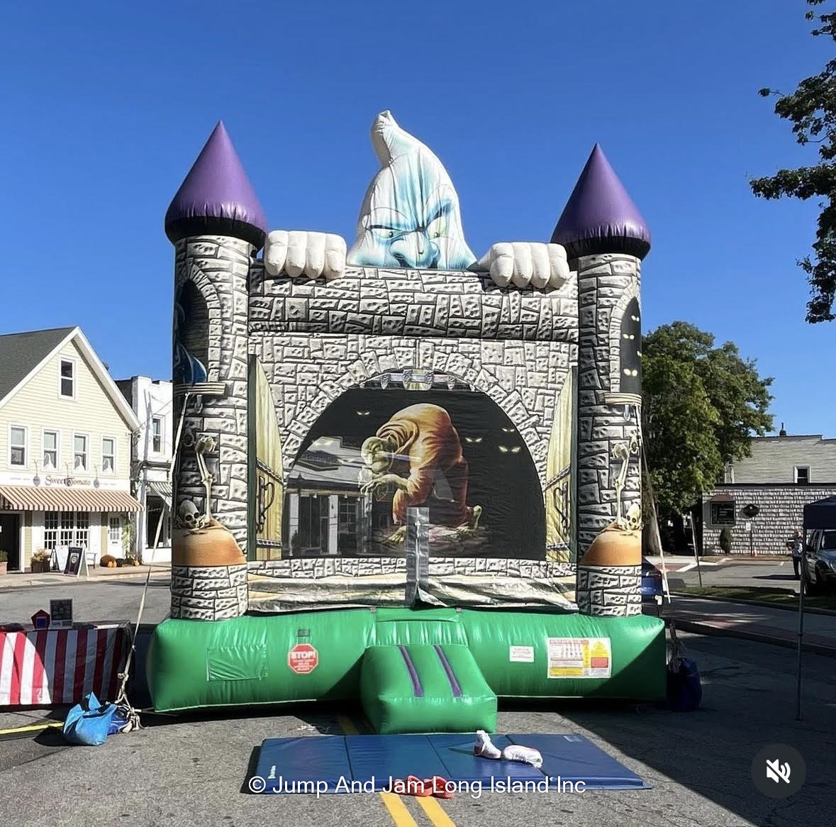 BH - Scary Bounce house - Bounce House Rental, Inflatable Rental ...
